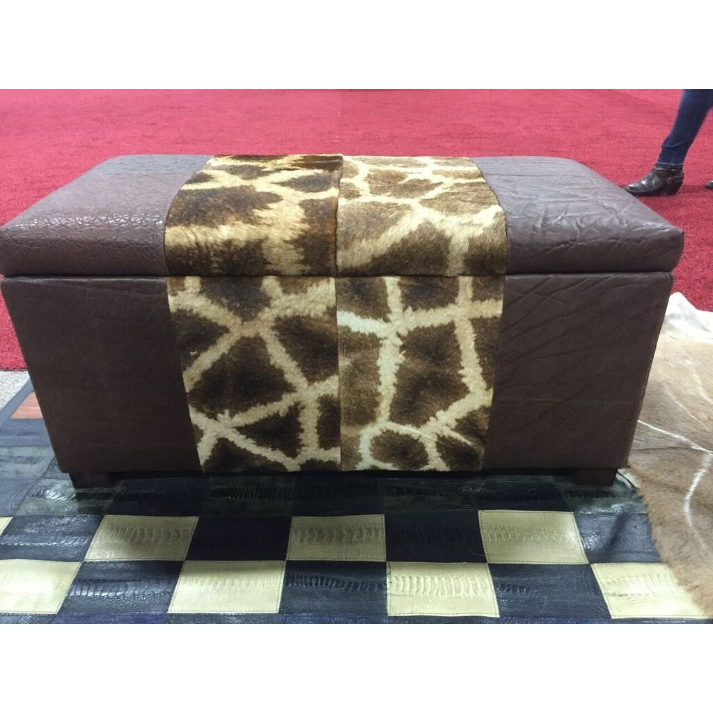 Giraffe Chest – Trophy Room Collection